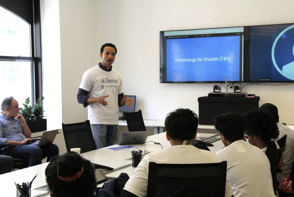 Omari Edwards: The Black Tech Expert Working to Bring STEM Success in ...